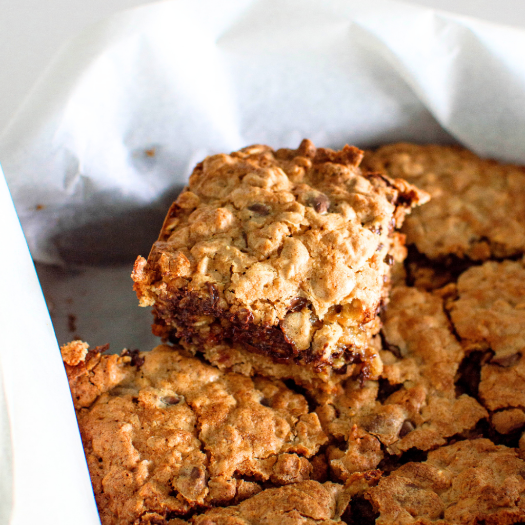 Cashew Oat Bars - A Healthy Alternative to Chocolate Chip Cookies - The ...